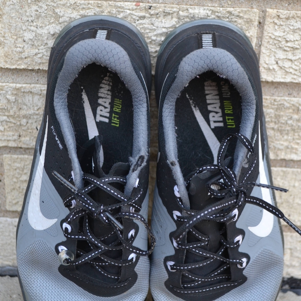 Nike Flywire Gray Womens Running Shoes - Gem